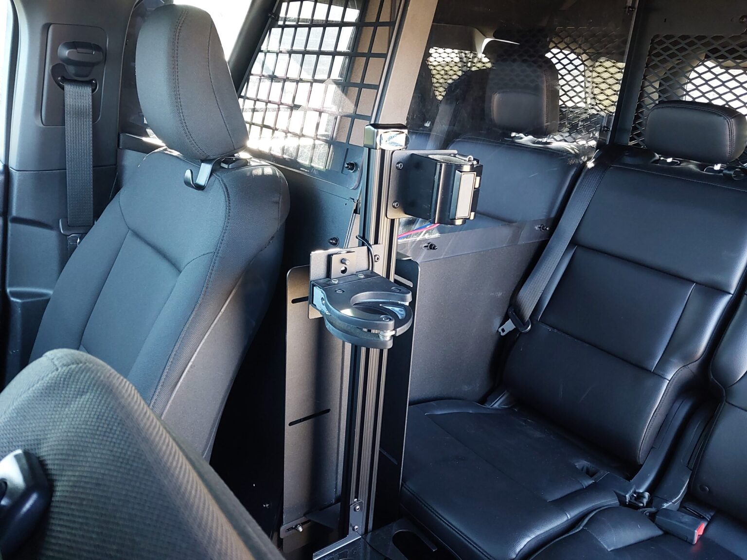 Ford Police Interceptor® Utility Single Cell Prisoner Partition for OEM ...